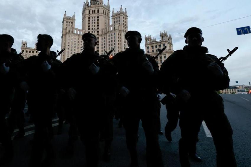 ‘Expect more violent crime’ Russian state legal scholar issues rare ...