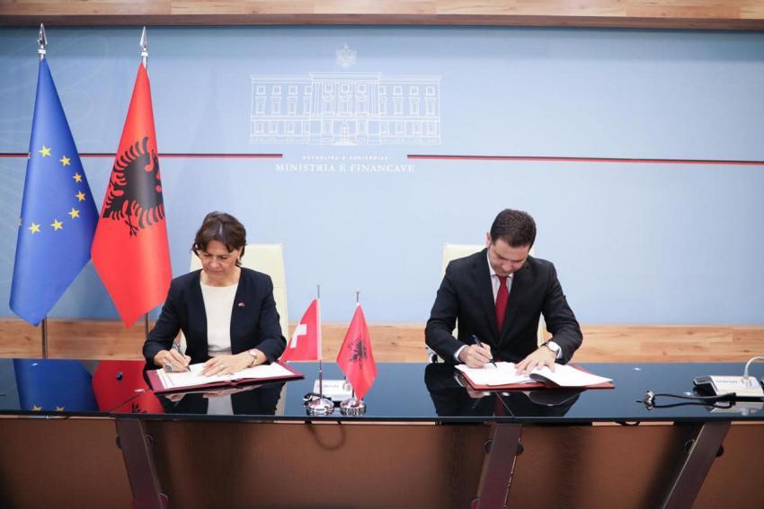 The Minister of Finance and the Ambassador of Switzerland sign a cooperation agreement in ...